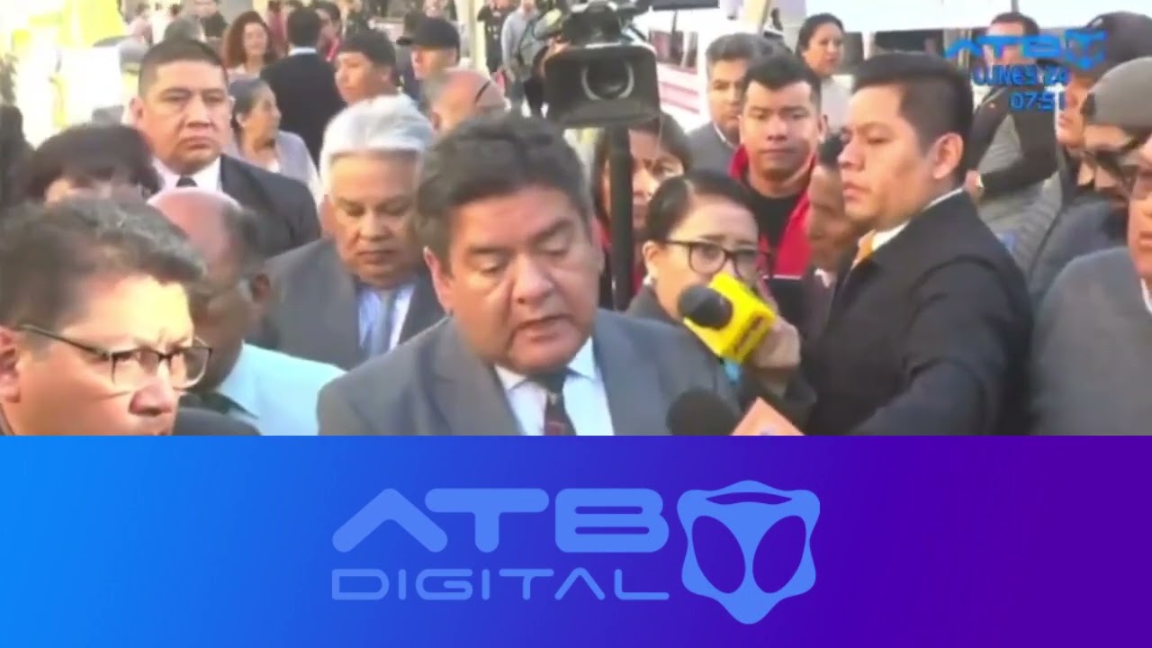 Constructores cierran los accesos a la plaza 14 de Septiembre en Cochabamba - ATB Digital