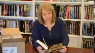 Unboxing of Signed Editions of The Crossing by Michael Connelly