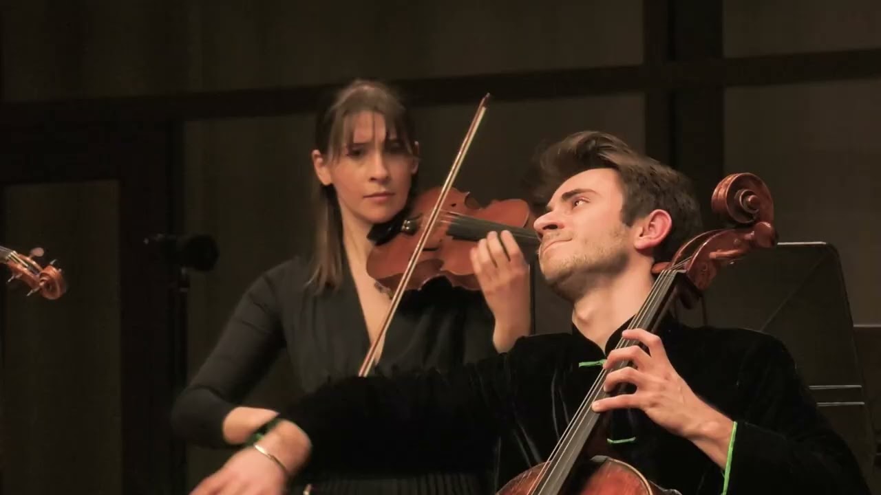 Συναυλία της Ακαδημίας «Strings in Motion» στο Αρχαίο θέατρο της Μαρώνειας - Νέα, Ειδήσεις ...