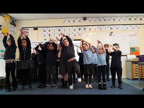 Readers, Writers and Scientists Working Hard | Plover School