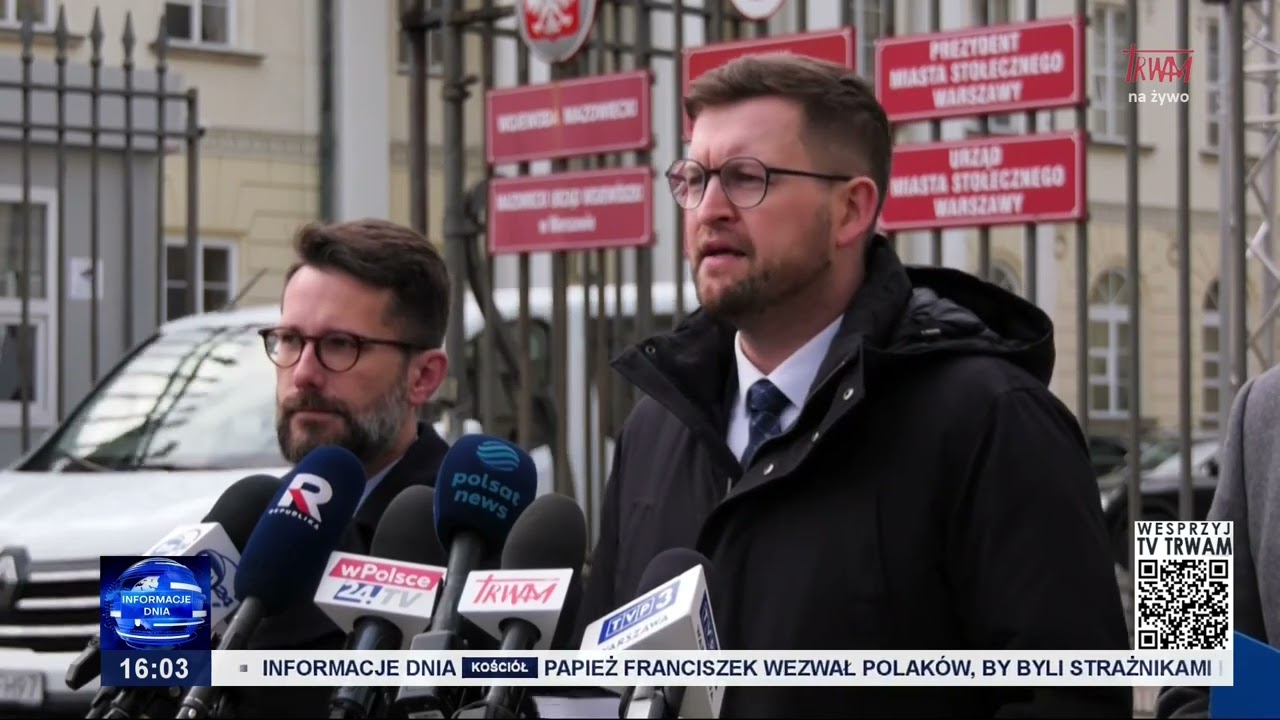 Politycy PiS zarzucają R. Trzaskowskiemu wykorzystywanie środków publicznych w kampanii. Z ...