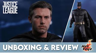 Hot Toys Justice League Batman Unboxing & Review