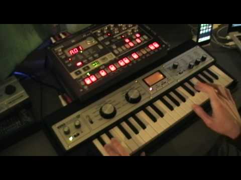 Synth Jam With Korg microKORG XL & Electribe R mkII – Synthtopia