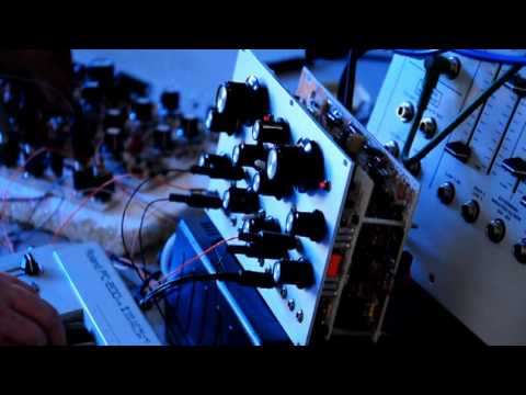 A Sneak Preview Of Ken MacBeth’s X-Series Dual Oscillator – Synthtopia