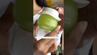 My favourite moisturiser for oily acne prone skin Dot & key cica + niacinamide oil free moisturiser