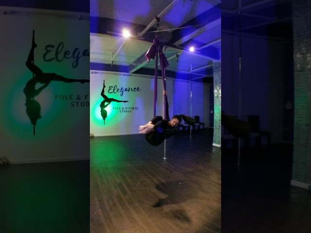 Spinning Hammock Routine – Elegance Pole Studio