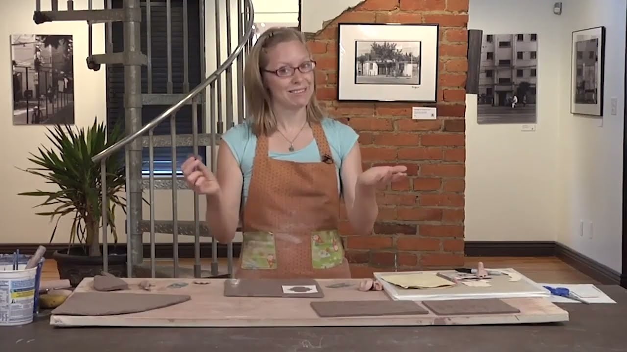 Creating Layers of Surface Detail with Texture Stenciling | AMY SANDERS • Claystation