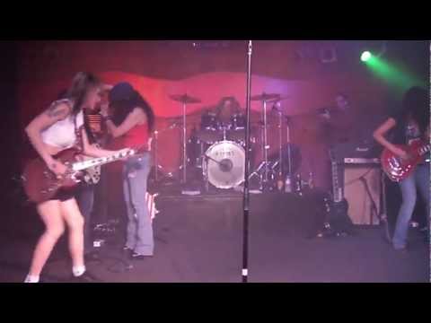 Girls Got Rhythm! | Rock Chicks Rule!
