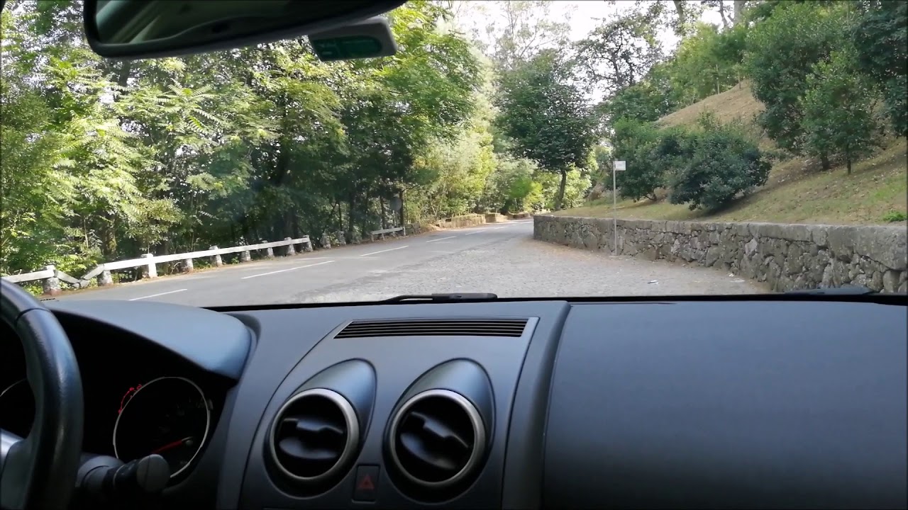 Nesta estrada portuguesa os carros sobem sozinhos [vídeo] - Postal