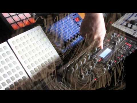 MIDI Glitch Your Korg Kaoss Pad KP3 – Synthtopia