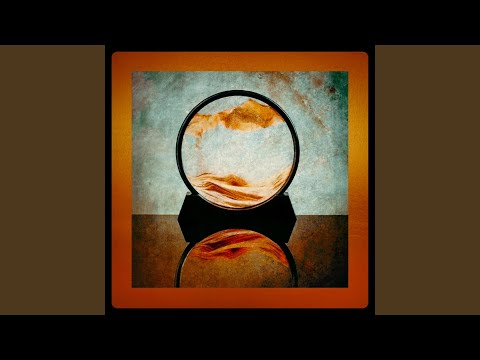 The Sand Clock Division – Mia Edenberg & Benjamin Shielden