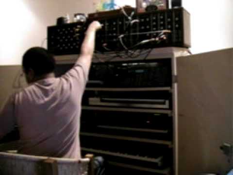 Microcosmos – A Cosmic Synth Jam – Synthtopia