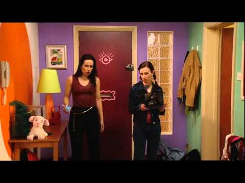 Extra French: épisode 3 – The English and French Academy