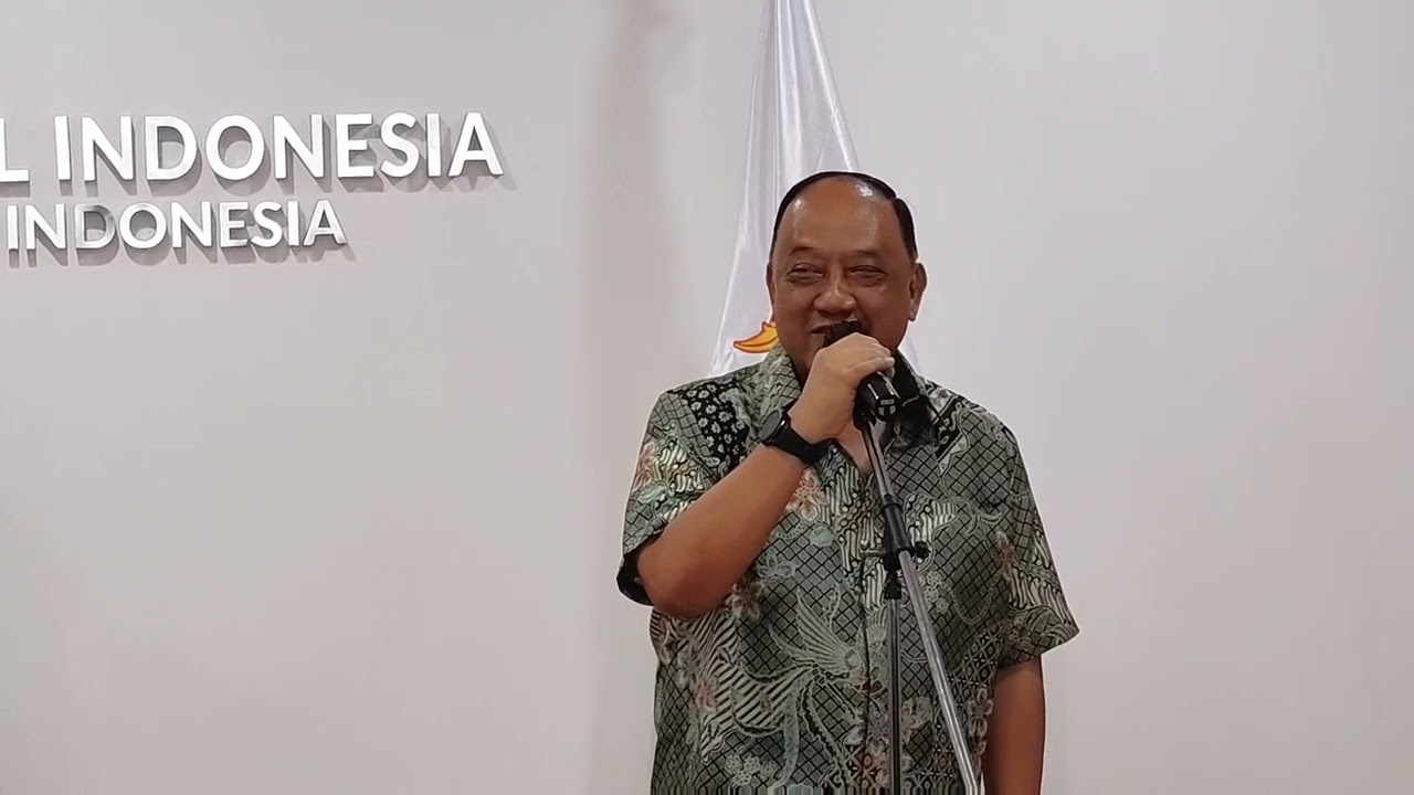 Ketum KONI Pusat Ulang Tahun ke-68, Pengurus dan Staf Berikan Kejutan | Gerakita