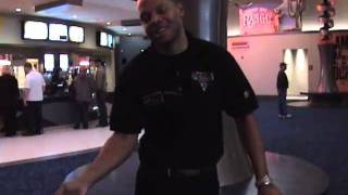 Blue Oaks Movie Theater opens