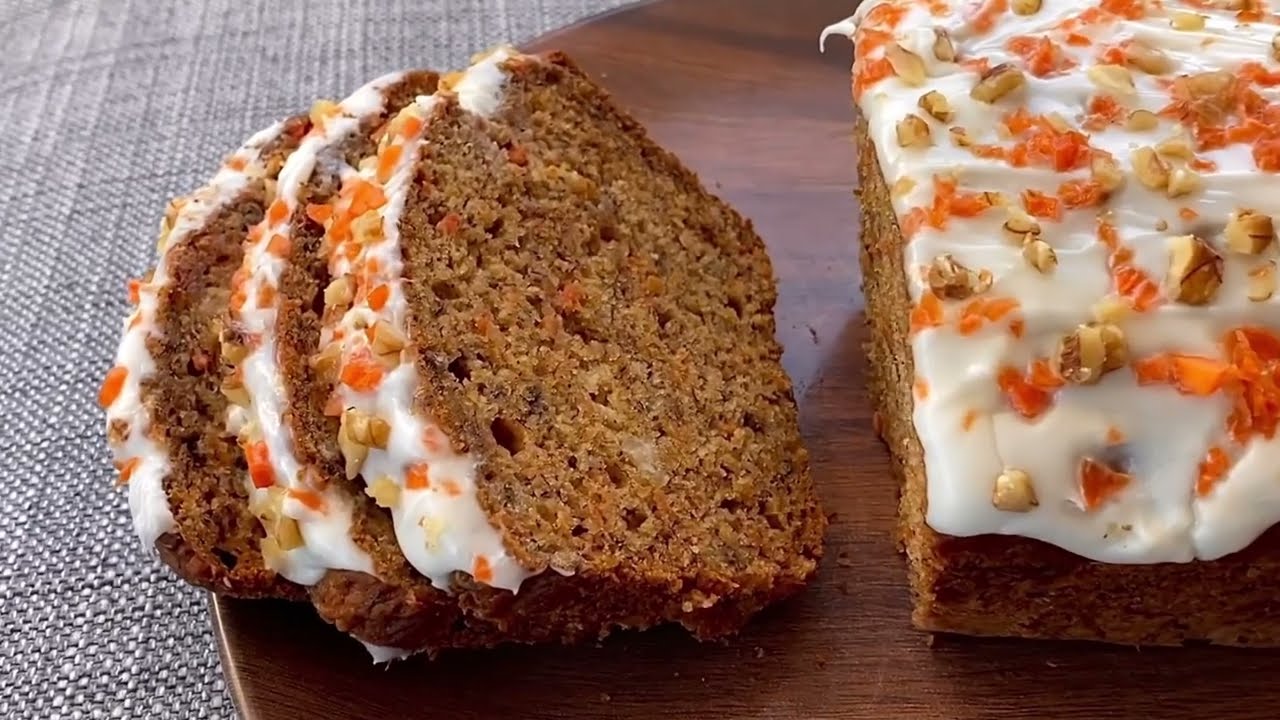 Super DELICIOUS Carrot Cake Banana Bread!