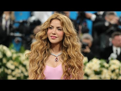 Shakira's 'Hips Don't Lie' Almost Wasn't Released! The Untold Story