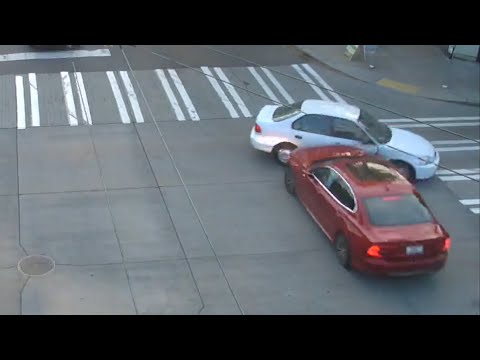 Crashes caught on Seattle traffic cams #3!
