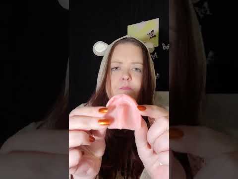 Chewing gum with dentures #shorts
