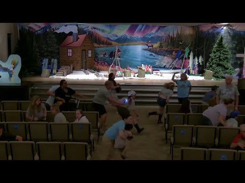 Wayne church livestream shows crowd react to suspected active shooter