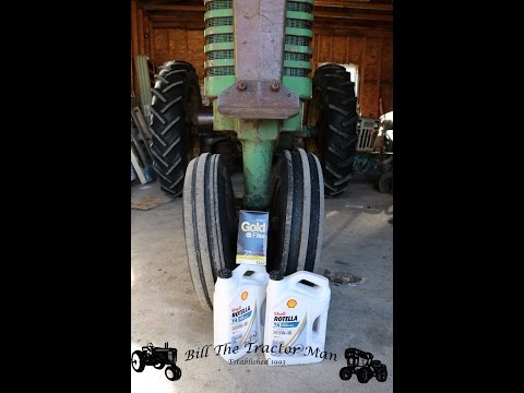 John Deere B oil change WITH A SURPRISE  at the end