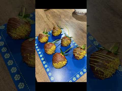 Would you try the Dubai Chocolate Covered Strawberries?! #raisingcultures #chocolate #stawberry