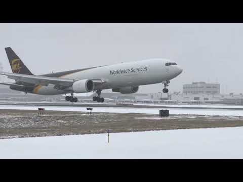 Snow Operations At Louisville Muhammad Ali International Airport (KSDF)