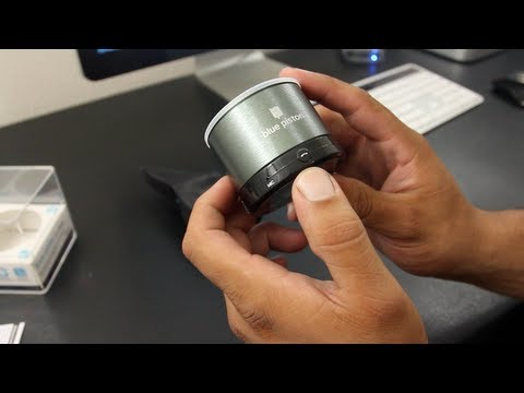 Unboxing and quick look at the Blue piston Wireless Speaker