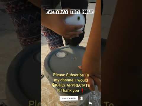 How to Open a 5 gallon Bucket in 30 seconds or less #paintingtechnique #tinyhouseshed #paintinghouse
