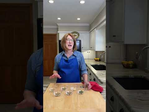 How to Make Italian Seasoning: Quick and Easy! #shorts #italian #italianseason