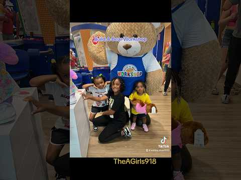 Build a bear workshop for second birthday! #buildabear #teddybear #bestgift #theagirls918