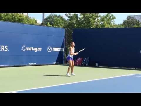 Magda Linette Training
