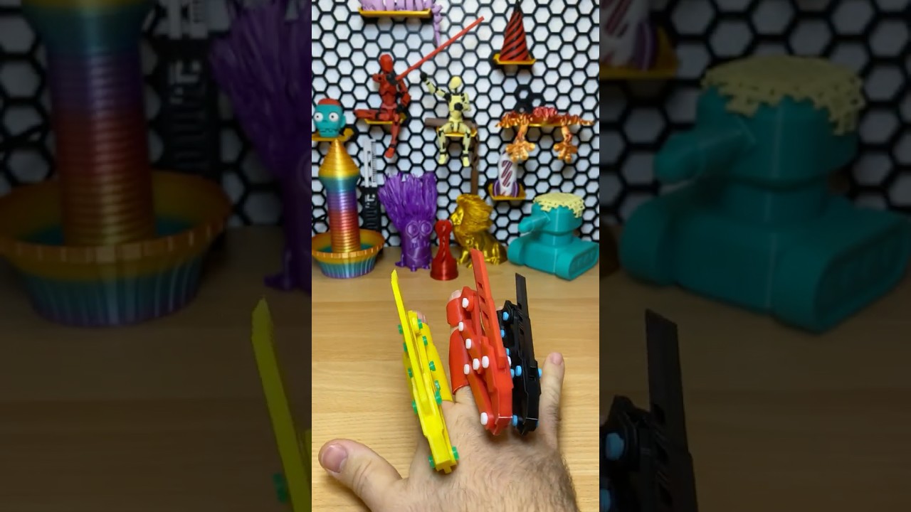 Extendable Finger Mantis Claws