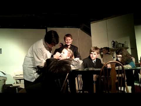Anne Frank 11-Mrs Van Daan - Mr Dussel - dentist chair