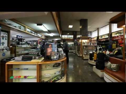 Nik Kartelias Shop HD.f4v