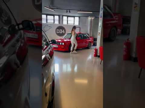 DREAM GARAGE