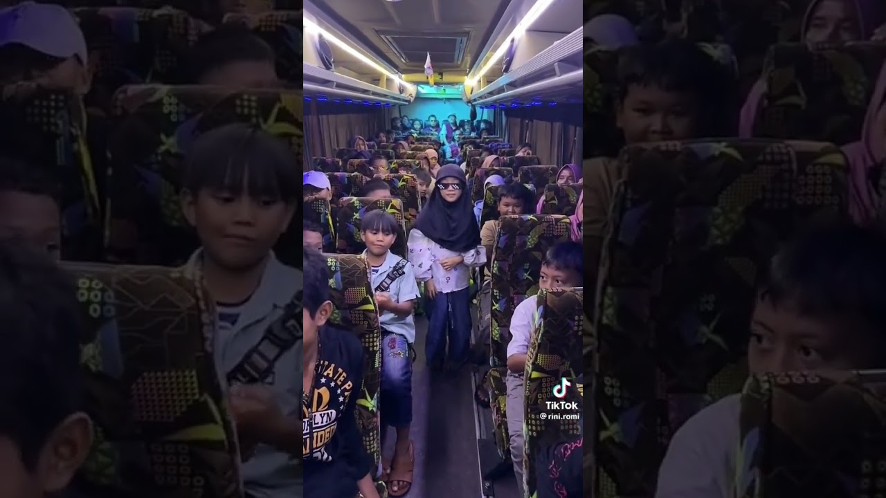 tiktok viral di bus