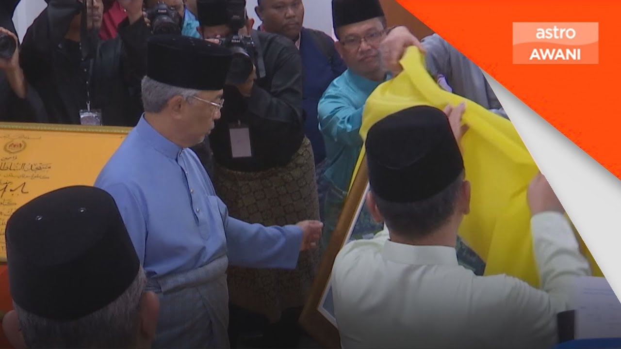 Agong berkenan rasmi Masjid Al-Sultan Abdullah
