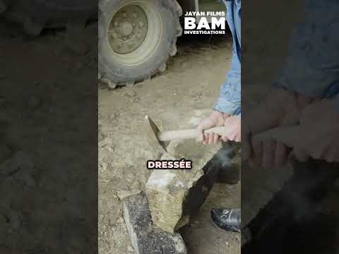 Des chambres taillées à l'intérieur de la roche ! ???? #film #movie #cinema #archeology
