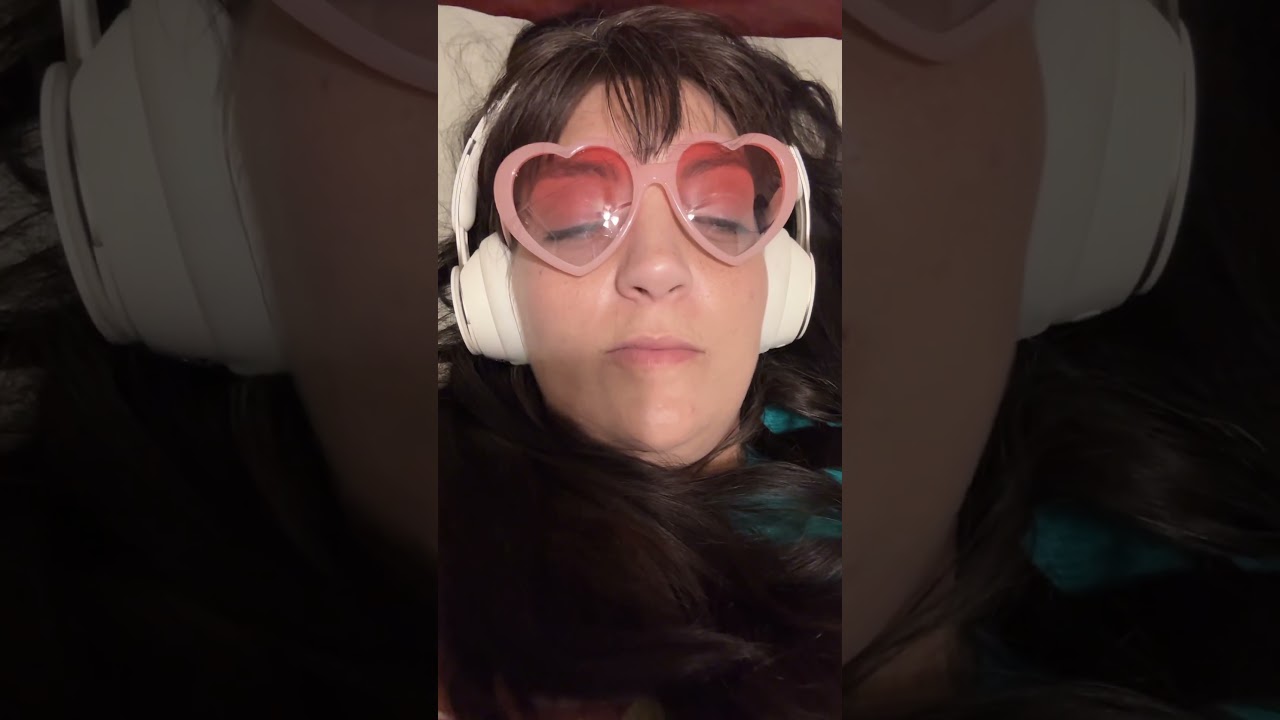 When you’re an #introvert in a family full of #extroverts that do not care about your personal space