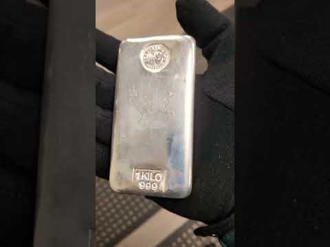 The Ultimate Silver Investment 💰 1 Kilo Silver Bar from The Perth Mint 🔥