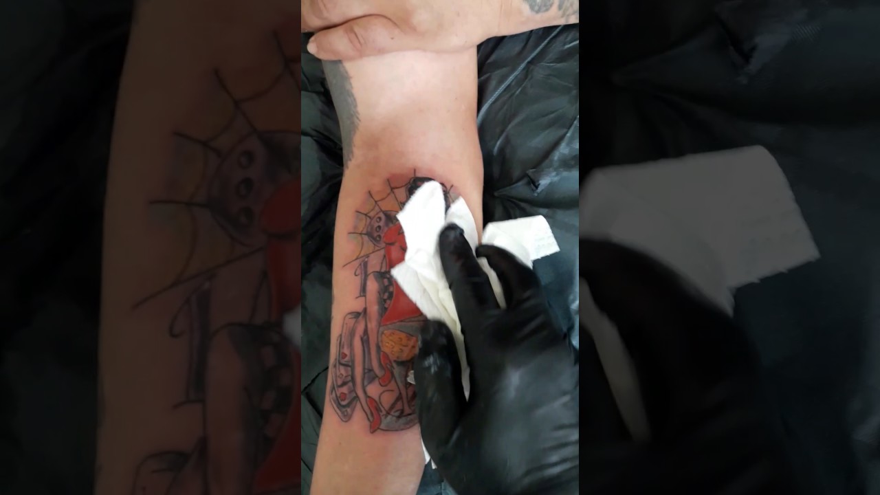 Agudo Tattoo!!Pin up