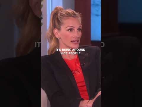 Opinion about Beauty | Julia Roberts #attractiveness