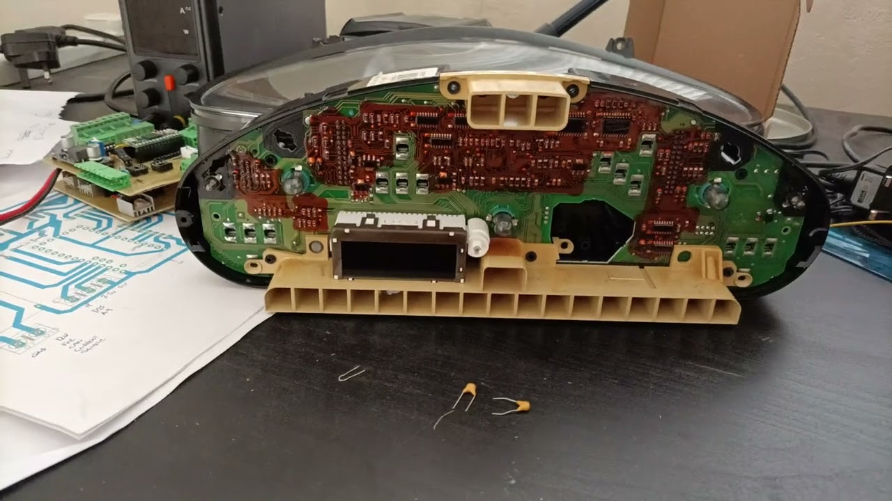 Z3 / E36 cluster driving gauges directly