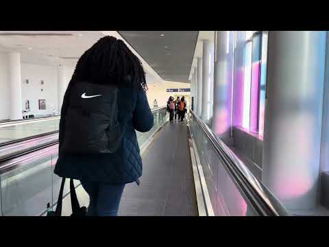 BLACK FRIDAY! Walkway Mover To Gates, Charlotte Douglas International Airport [CLT], Charlotte, NC