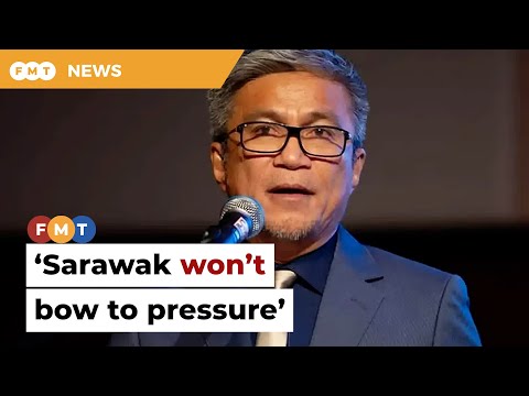 Sarawak won’t be pressured to reduce use of English, says deputy minister