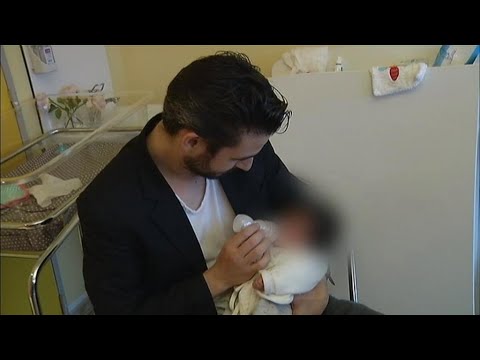 France to extend paternity leave to 28 days, doubling current limit
