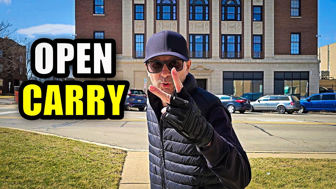 Karen Calls Cops On First Amendment Auditor (MUST SEE)