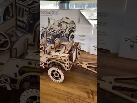Wooden Jeep & Trailer