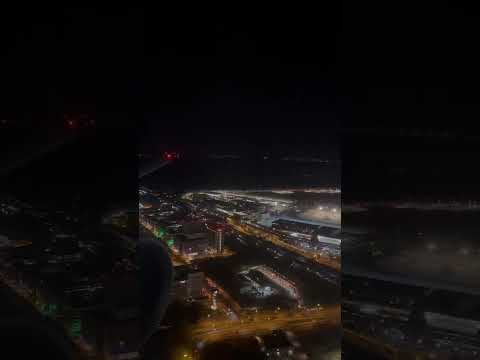 Amazing night approach over Frankfurt airport. #shorts #flying #views